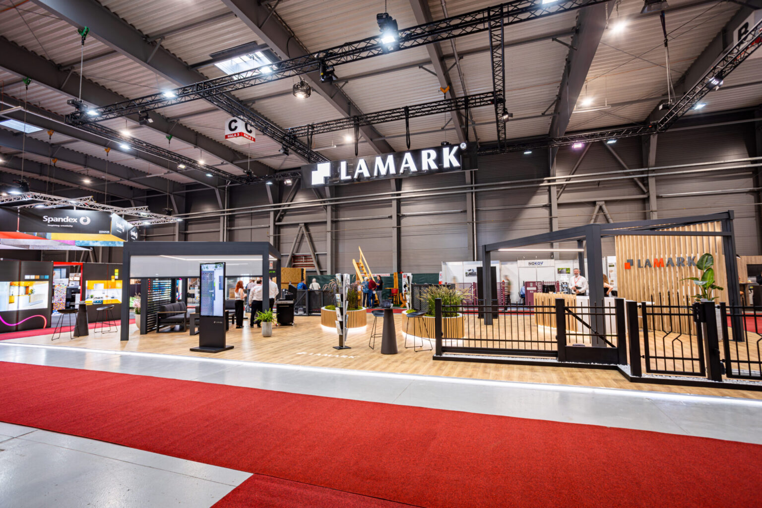 LAMARK | České kvalitní ploty, brány a pergoly na míru | For Arch